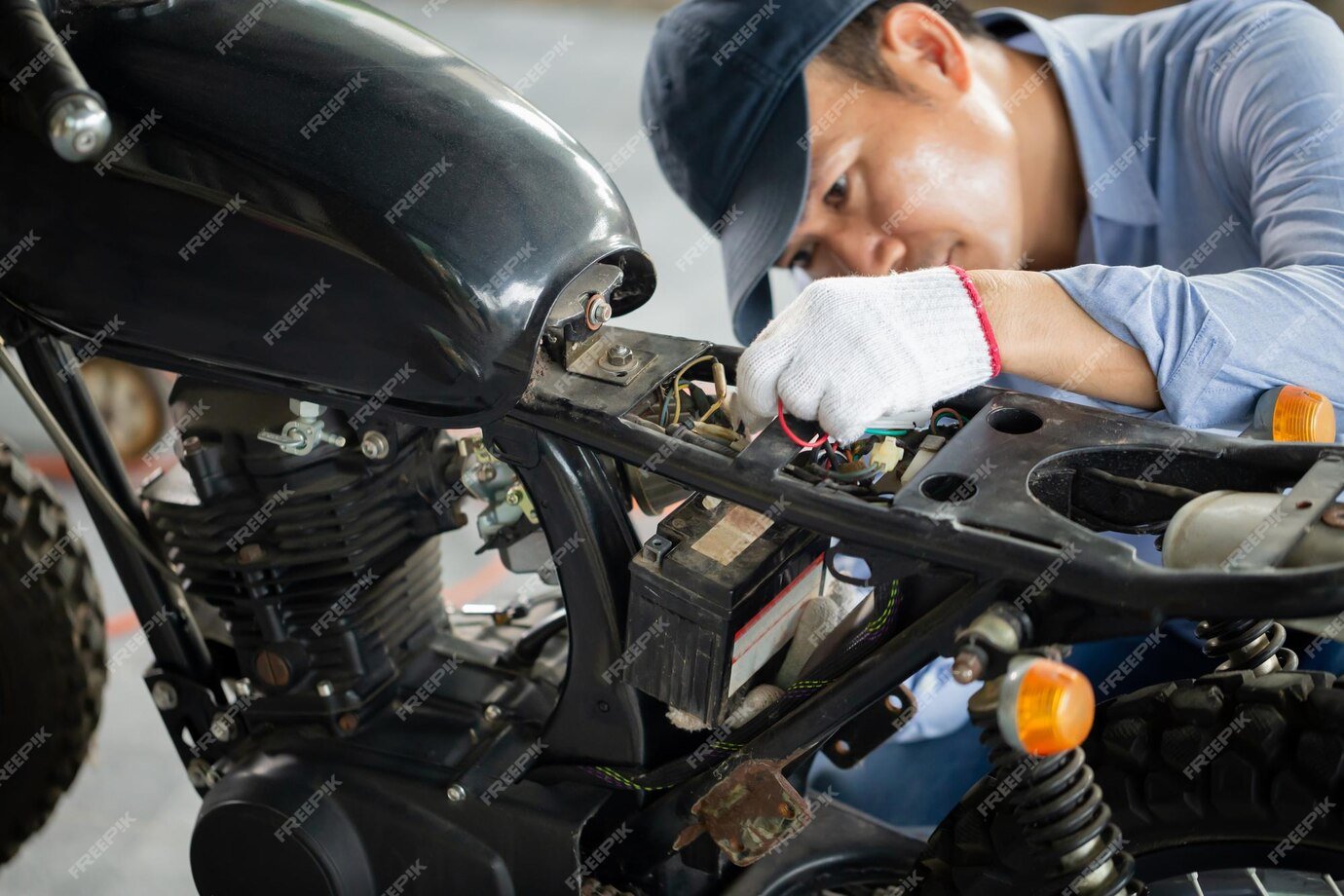 15 Penyebab Motor Tidak Bisa Distarter, Tak Hanya Soal Aki - Samoto